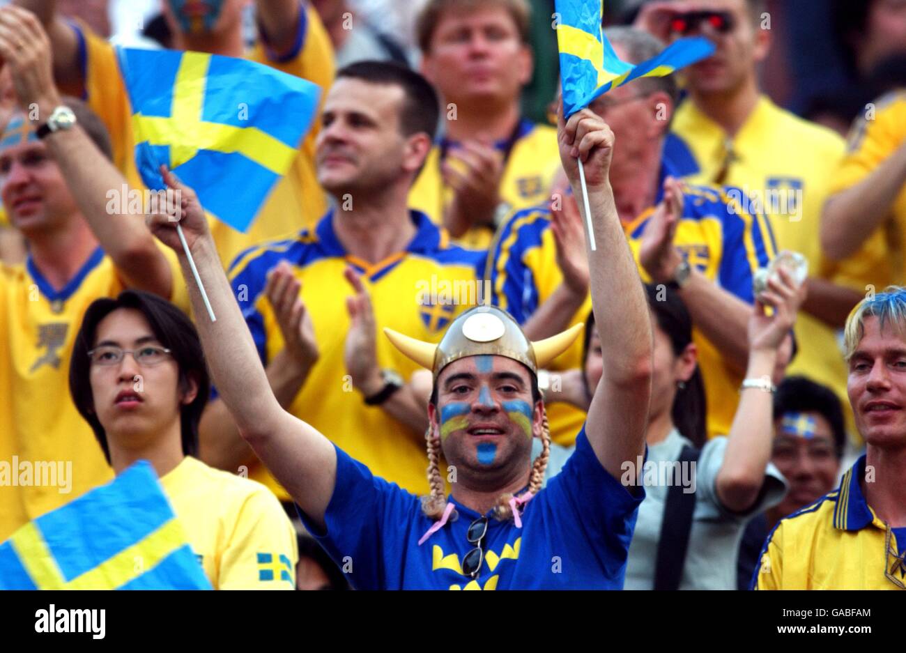 Soccer - FIFA World Cup 2002 - Group F - England v Sweden Stock Photo ...