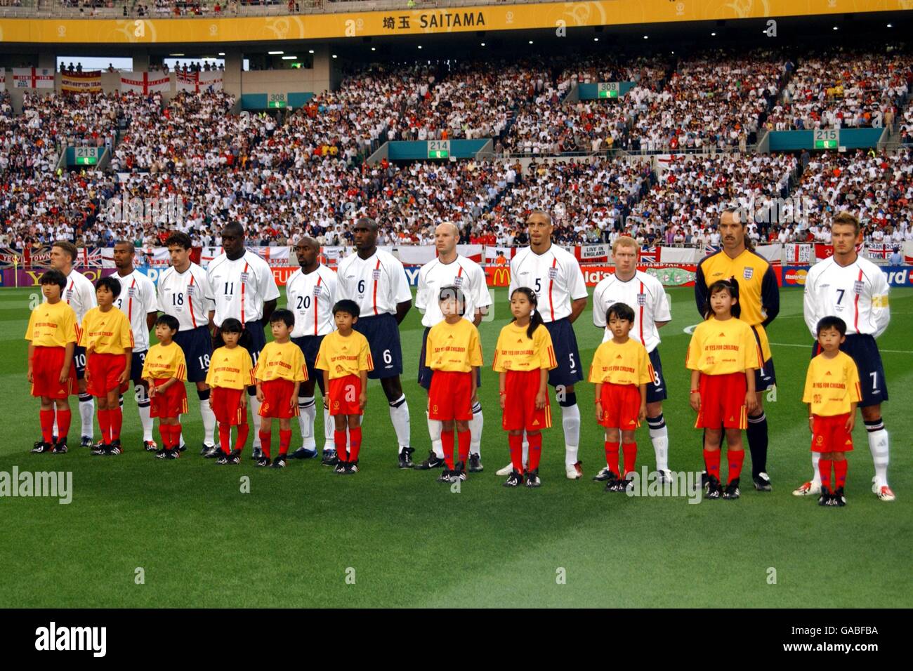 Soccer - FIFA World Cup 2002 - Group F - England v Sweden Stock Photo ...
