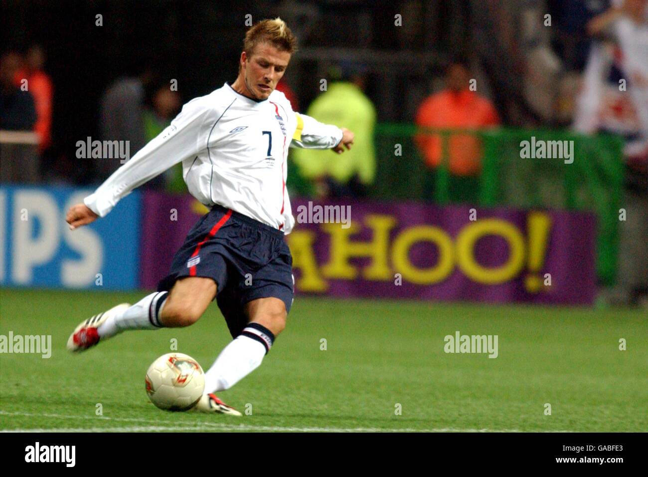 Soccer - FIFA World Cup 2002 - Group F - England v Sweden Stock Photo ...