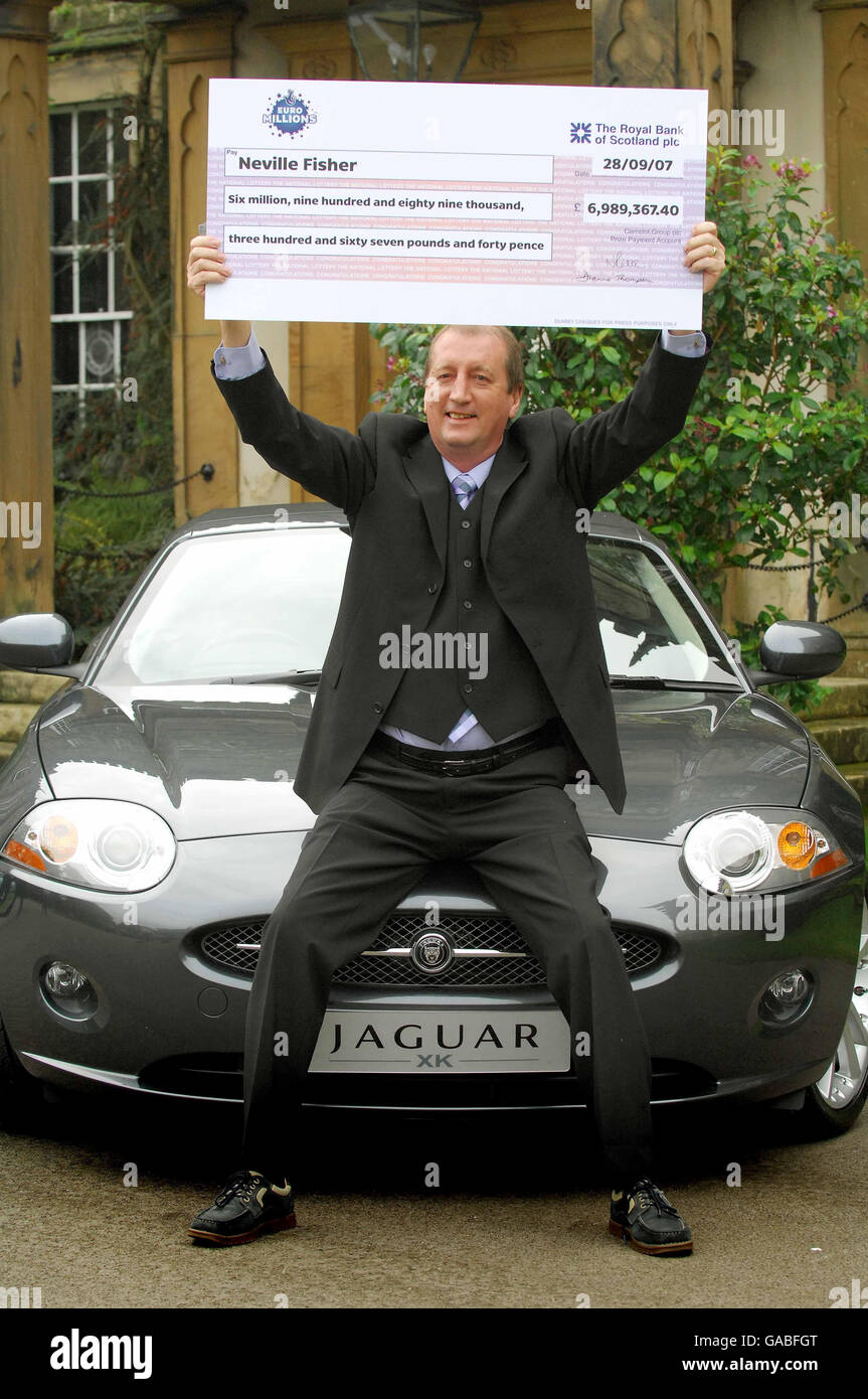 EuroMillions winner celebrates Stock Photo - Alamy