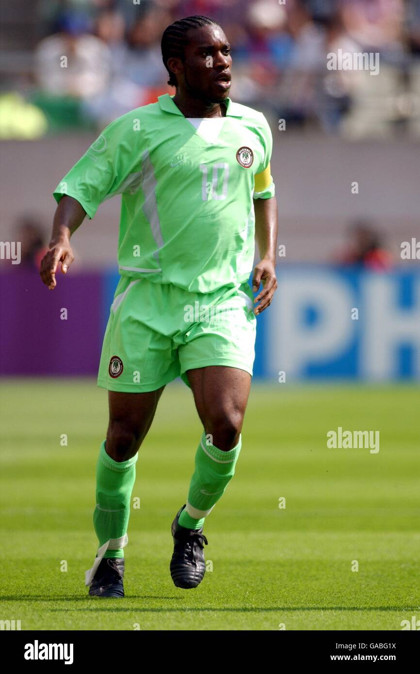 Jay jay okocha nigeria hi-res stock photography and images - Alamy