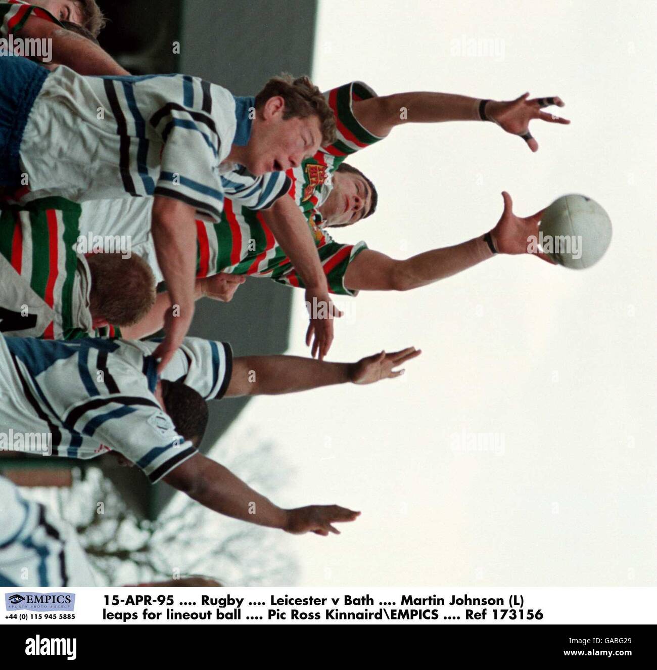 Martin johnson leaps for the ball hi-res stock photography and images ...