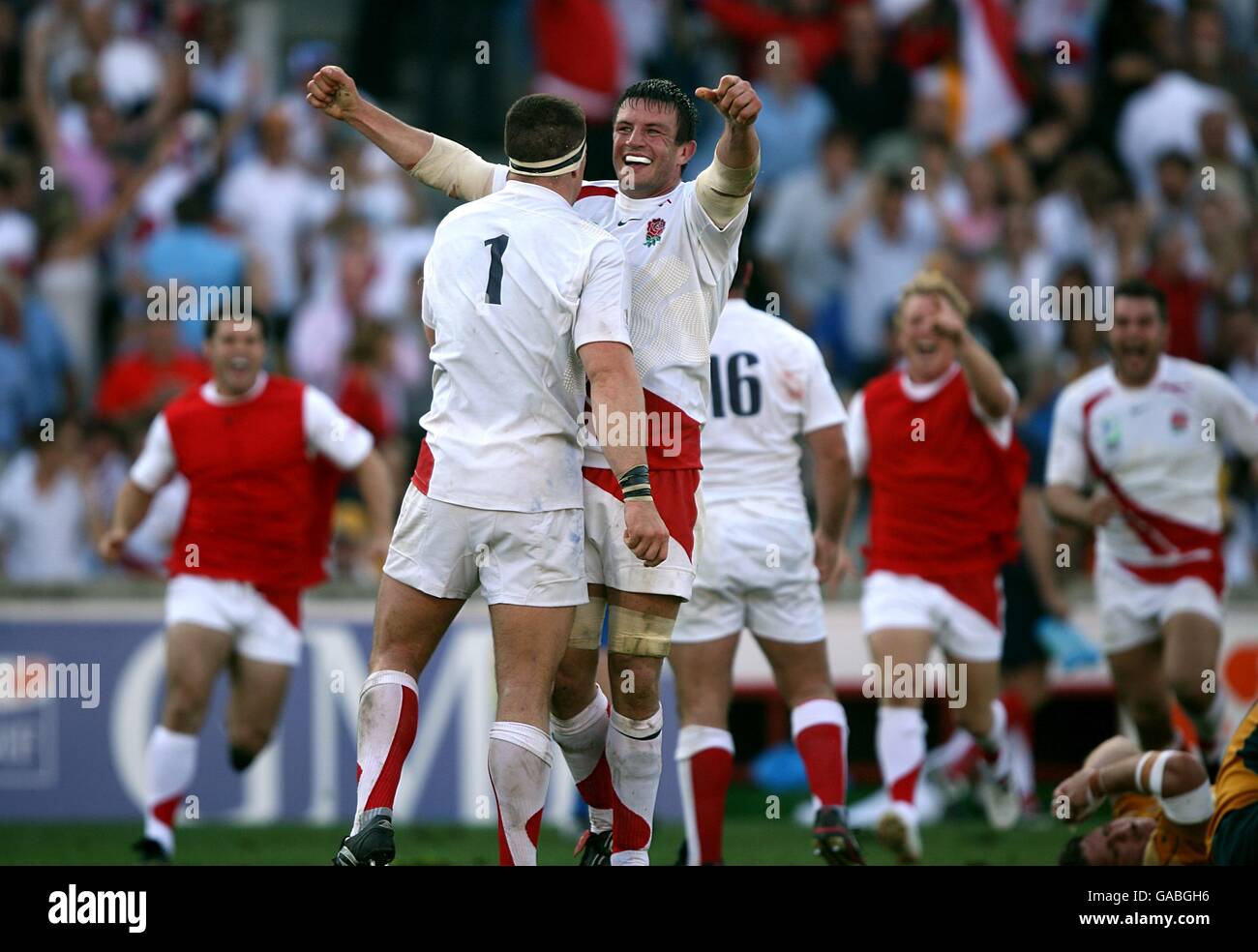 England's Martin Corry celebrates victory over Australia with Andrew ...