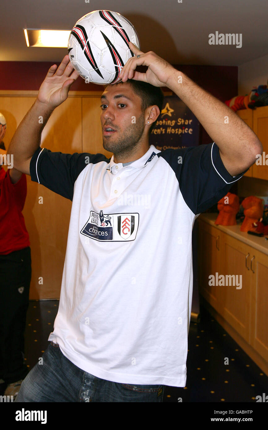 Fulham's Clint Dempsey visits the Shooting Star Children's Hospice ...