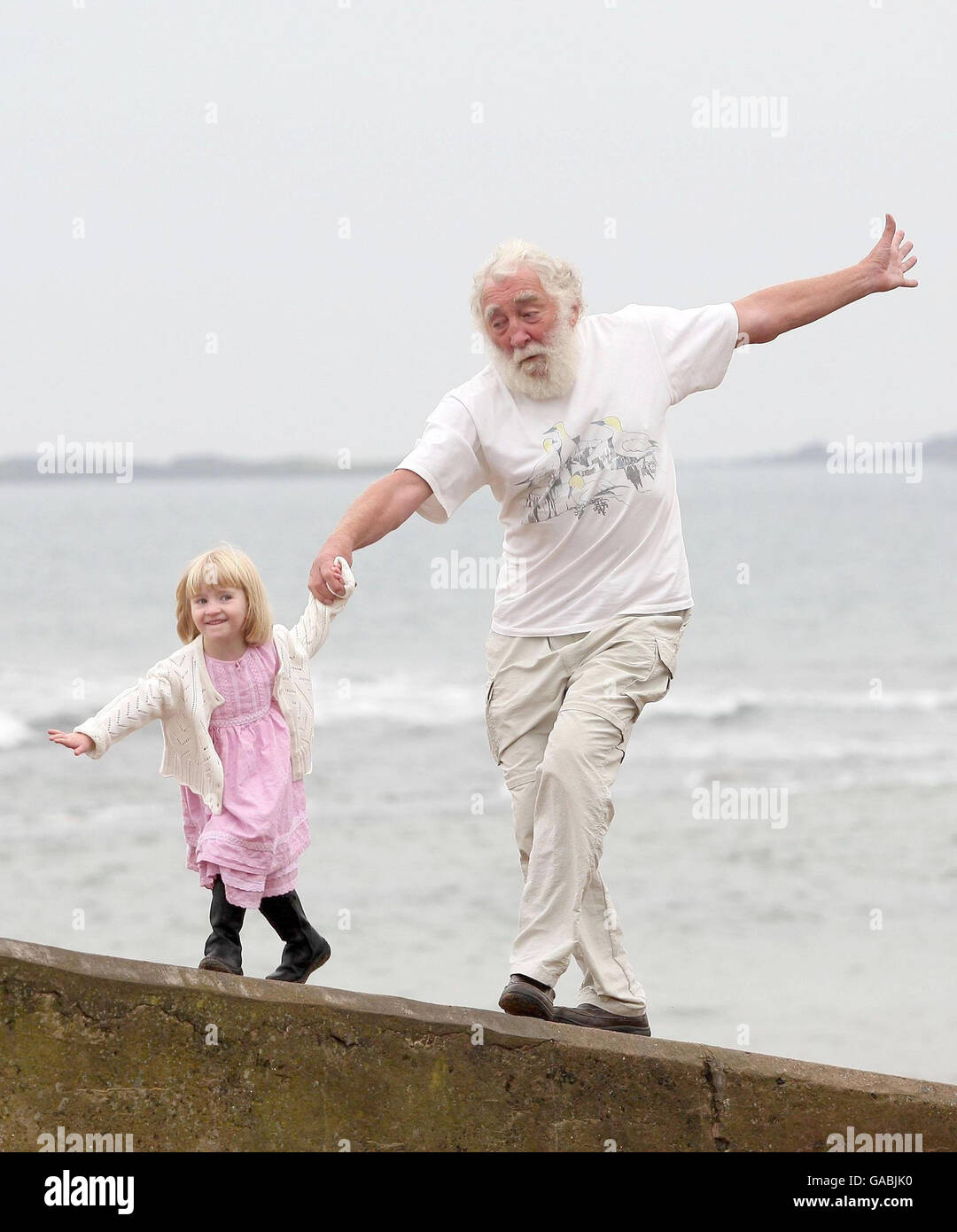 Professor david bellamy and his grand daughter tilly hi-res stock ...