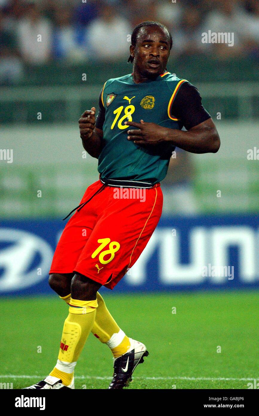 Soccer - FIFA World Cup 2002 - Group E - Cameroon v Germany Stock Photo ...