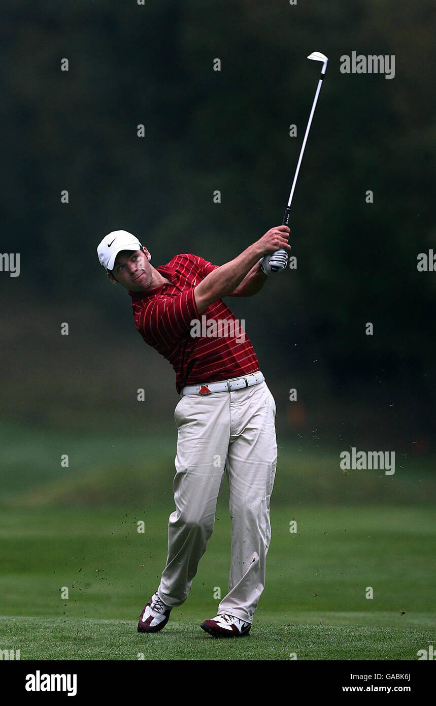 Full length defending england mangrs hi-res stock photography and ...