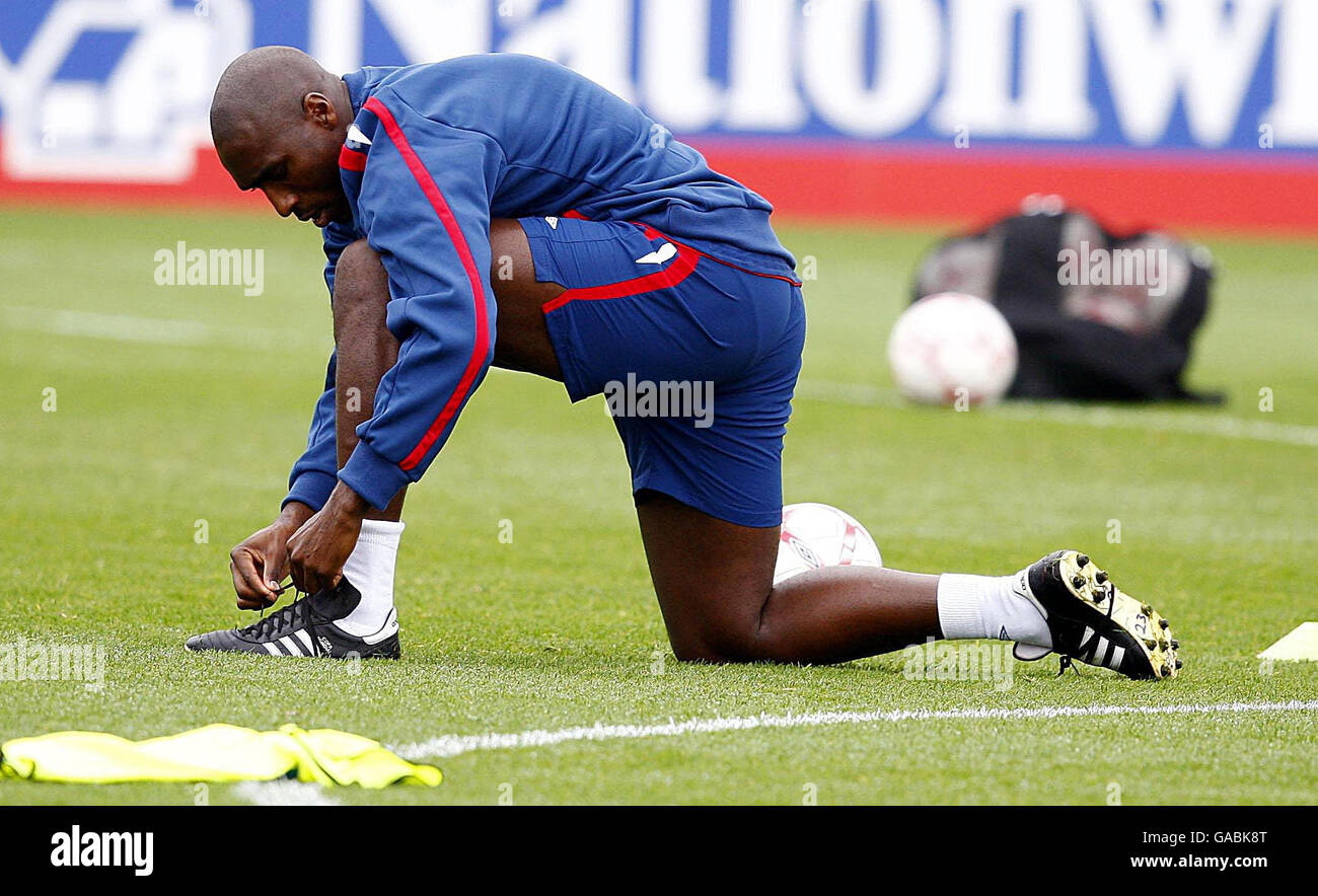 Soccer - UEFA European Championship 2008 Qualifying - Group E - England ...