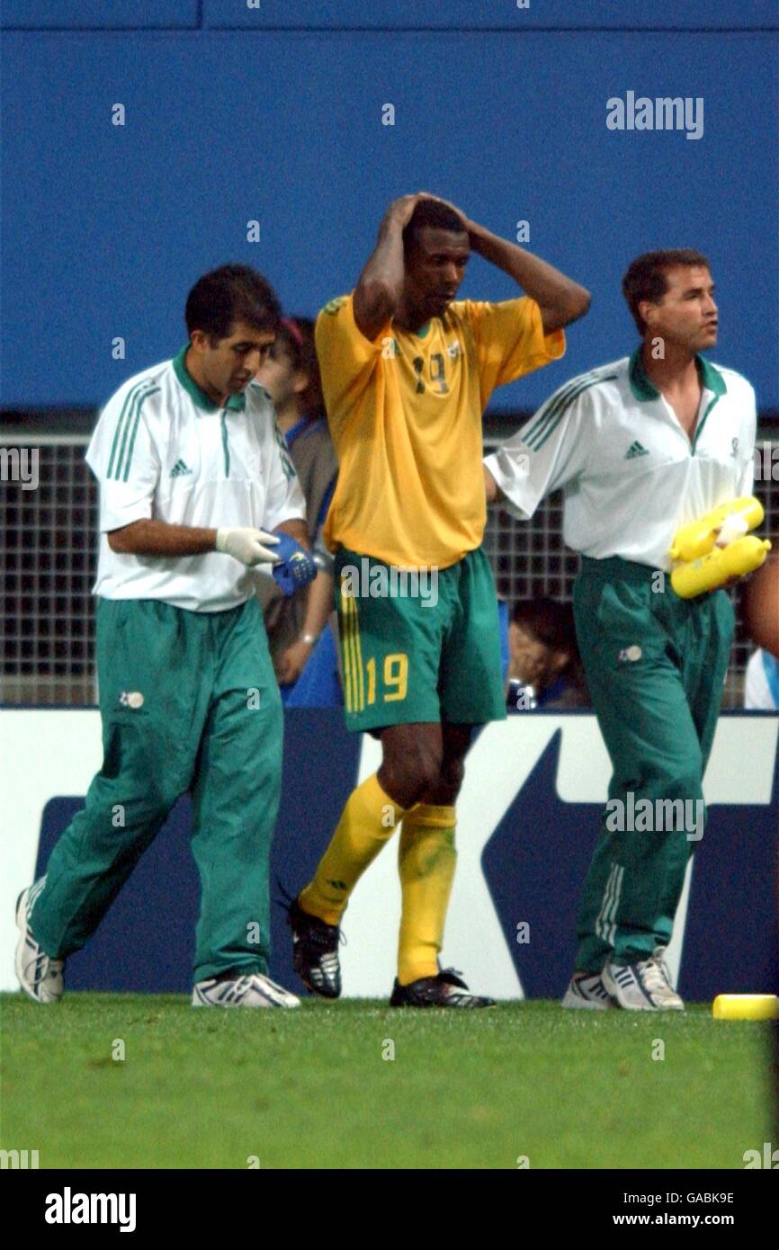 Soccer - FIFA World Cup 2002 - Group B - South Africa v Spain. South ...