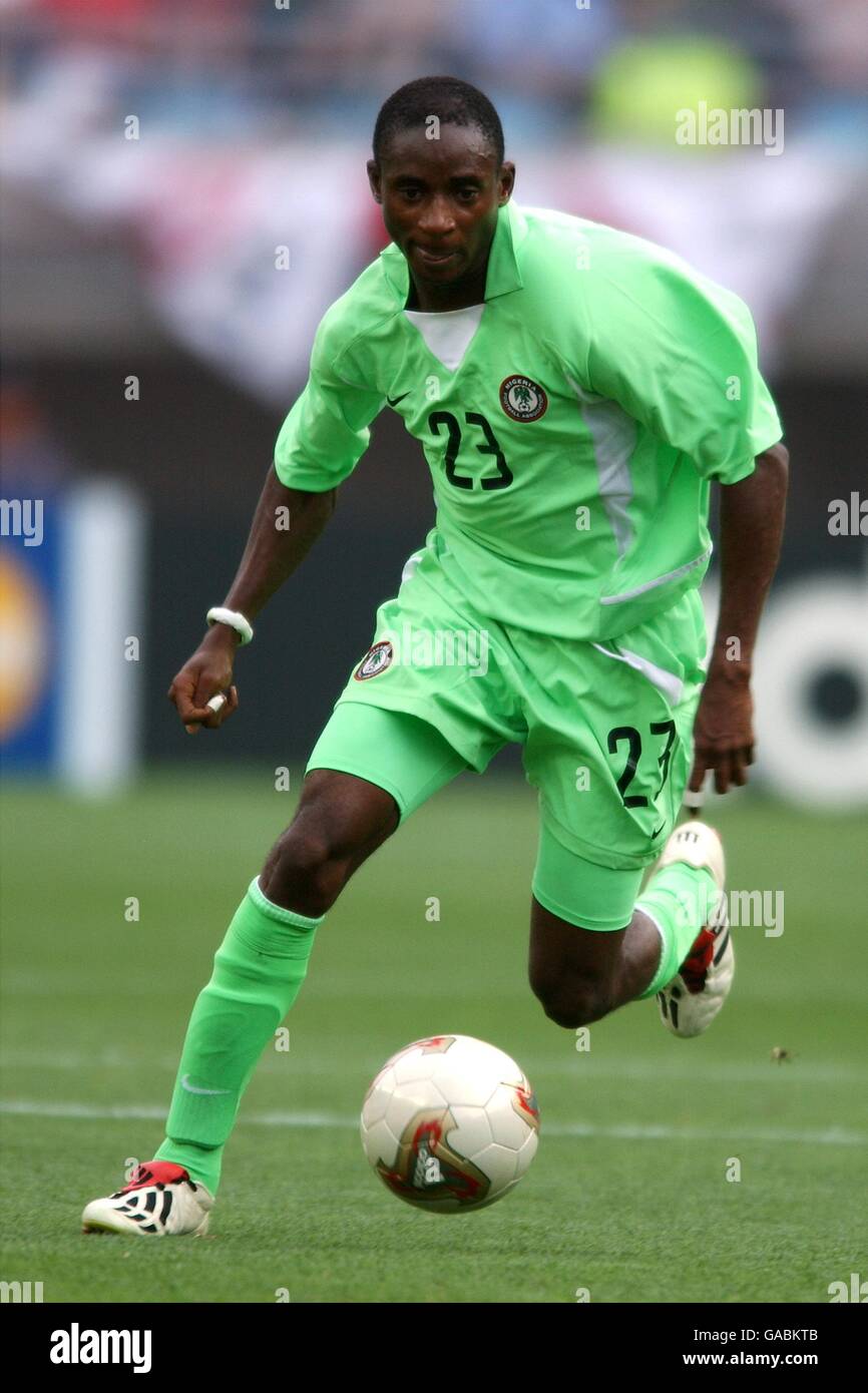 Soccer - FIFA World Cup 2002 - Group F - Nigeria v England Stock Photo ...
