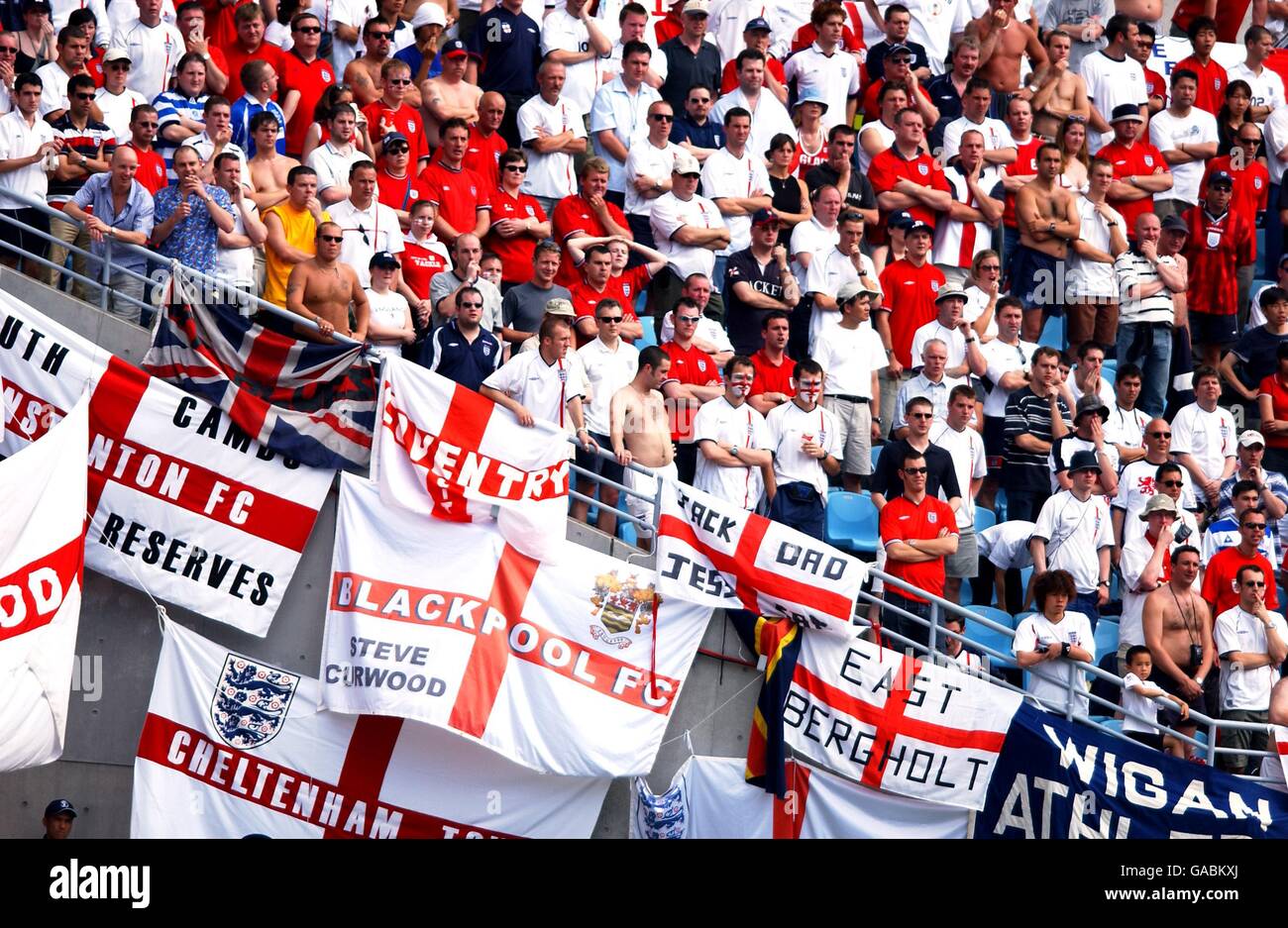 Soccer fifa world cup 2002 group f nigeria v england hi-res stock ...