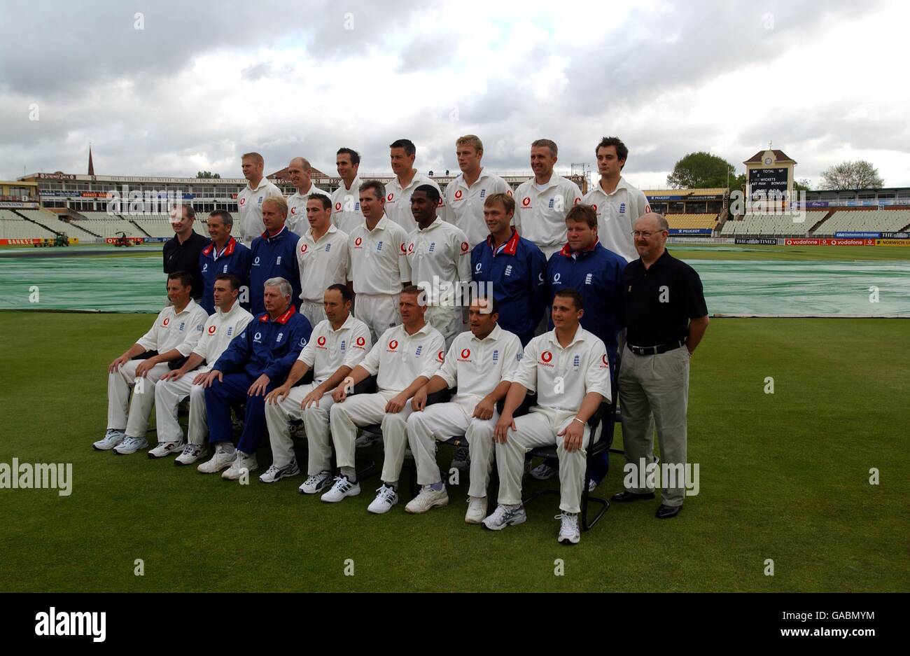Cricket - England v Sri Lanka - Second Test - Nets Stock Photo - Alamy