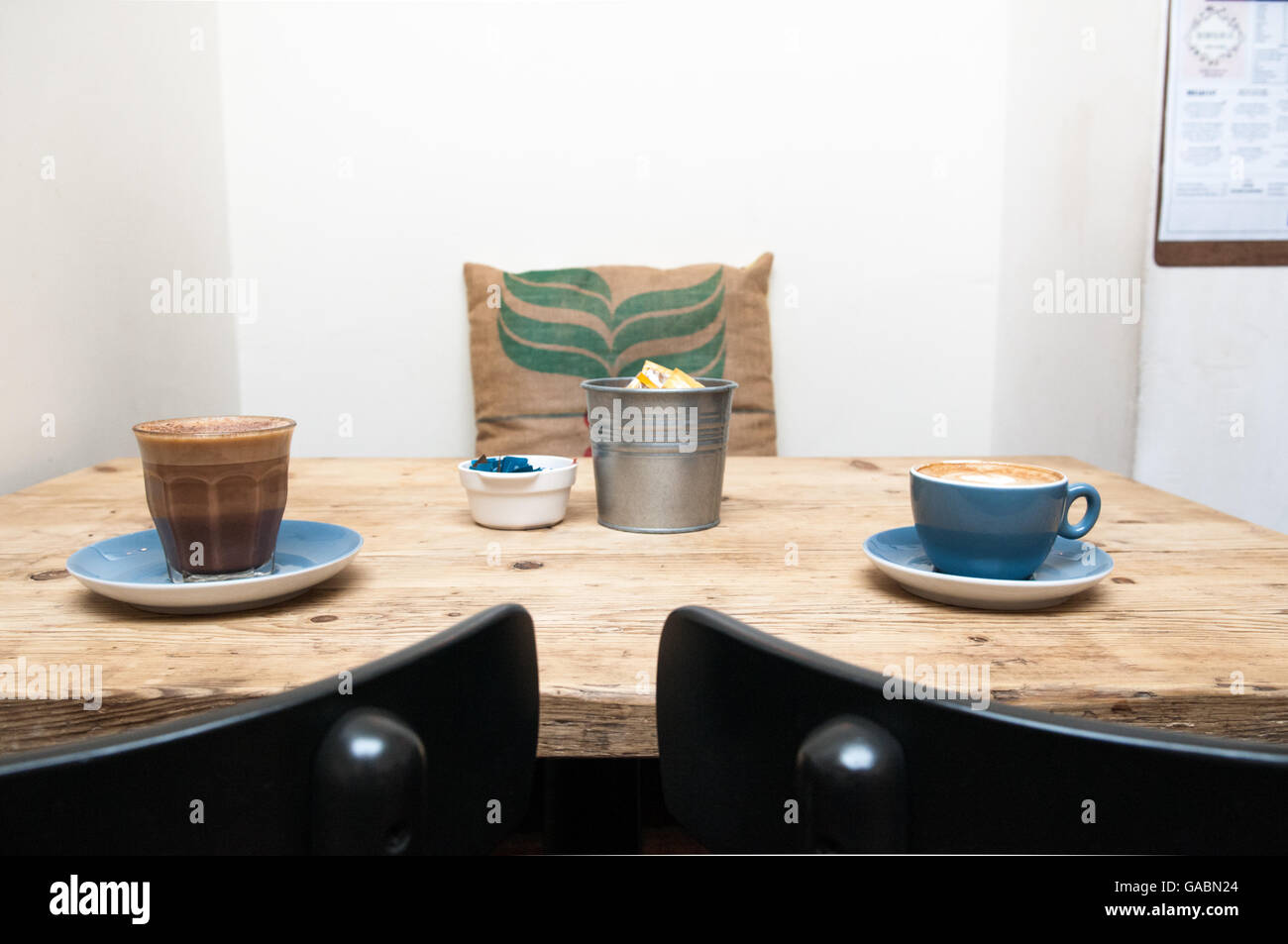 Cafe table two cups hi-res stock photography and images - Alamy