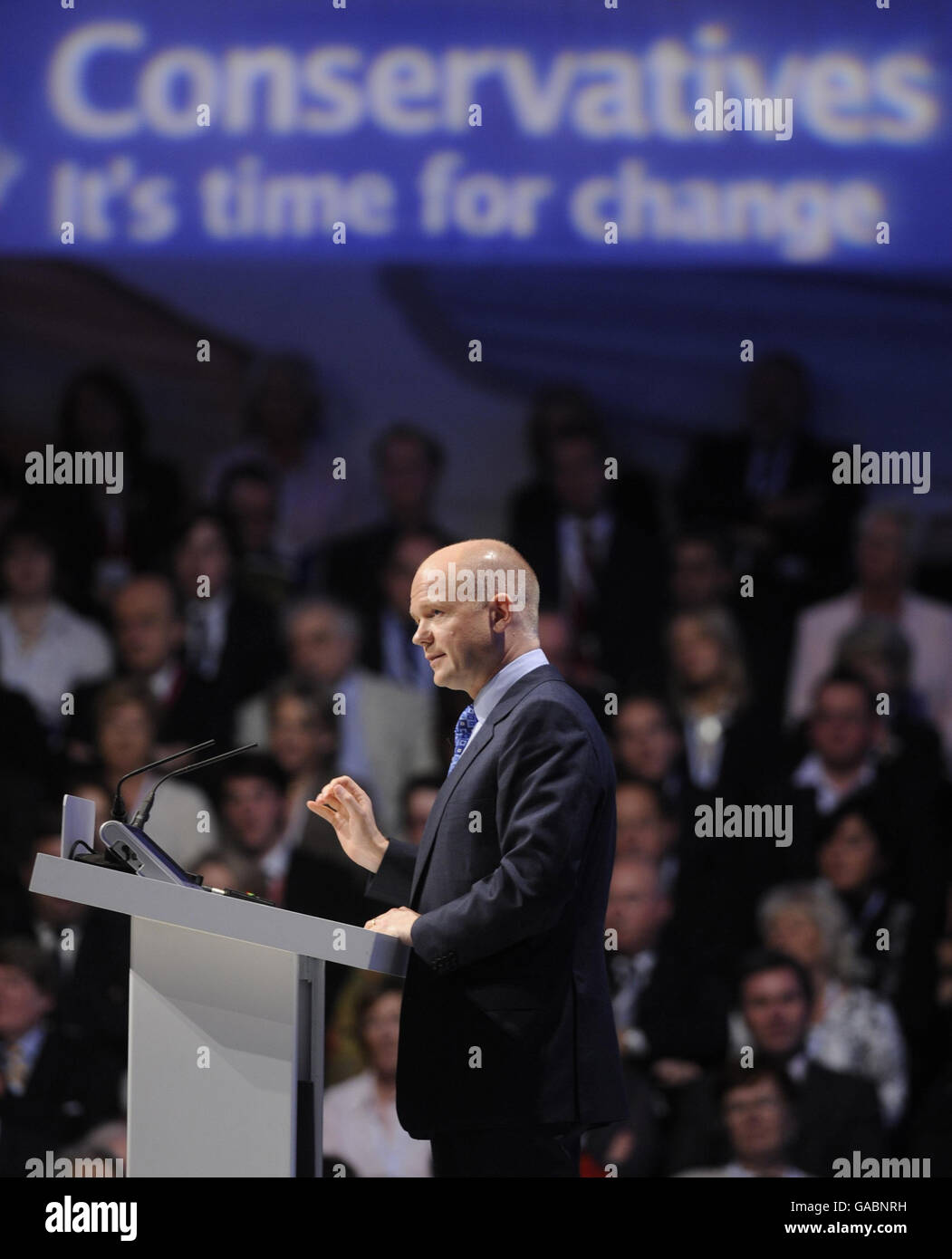 Half length gesturing speaking side view mangsb hi-res stock ...