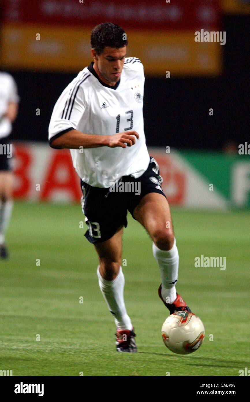 Michael ballack 2002 hi-res stock photography and images - Alamy