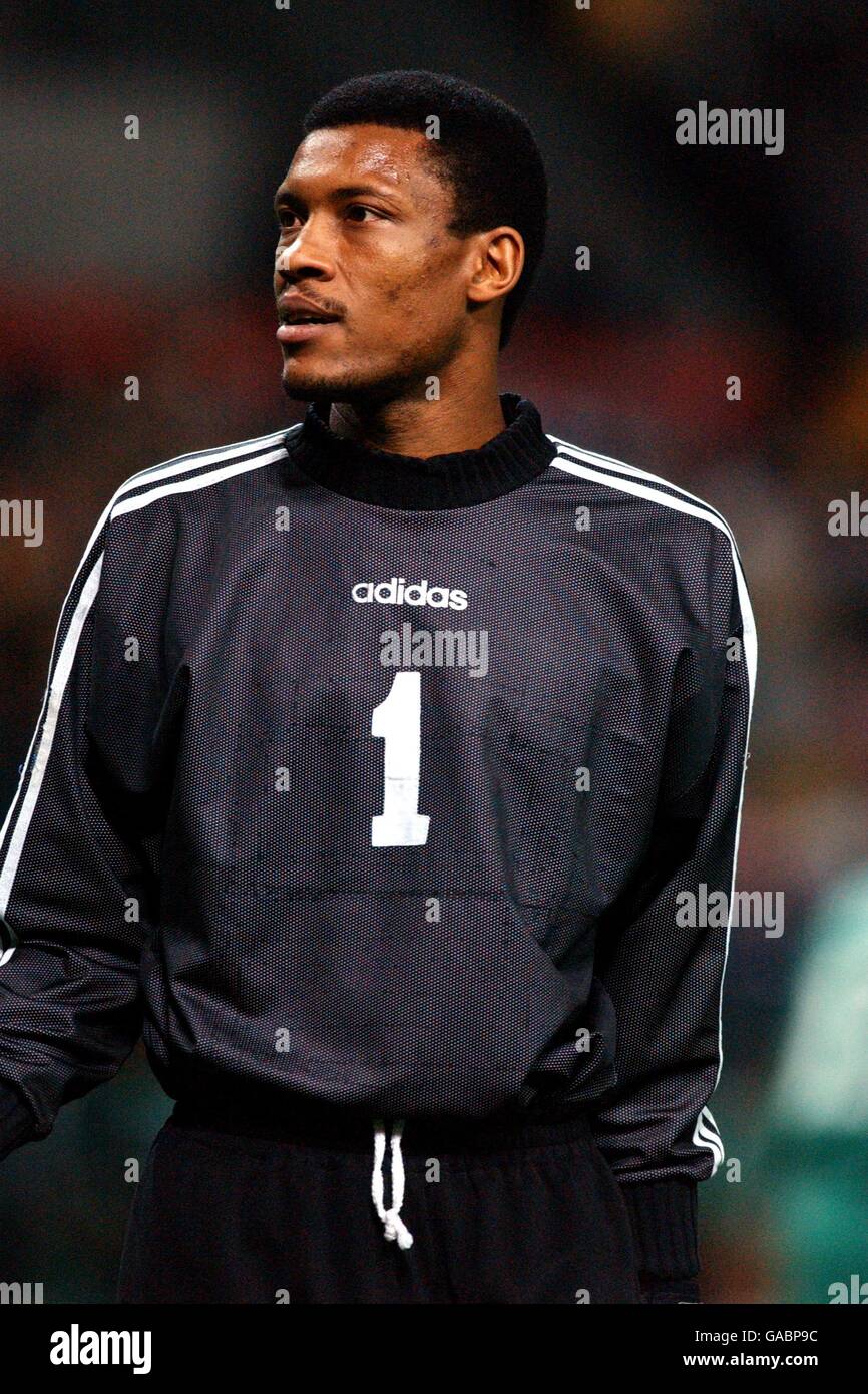 Soccer - FIFA World Cup 2002 - Group E - Germany v Saudi Arabia. Saudi ...