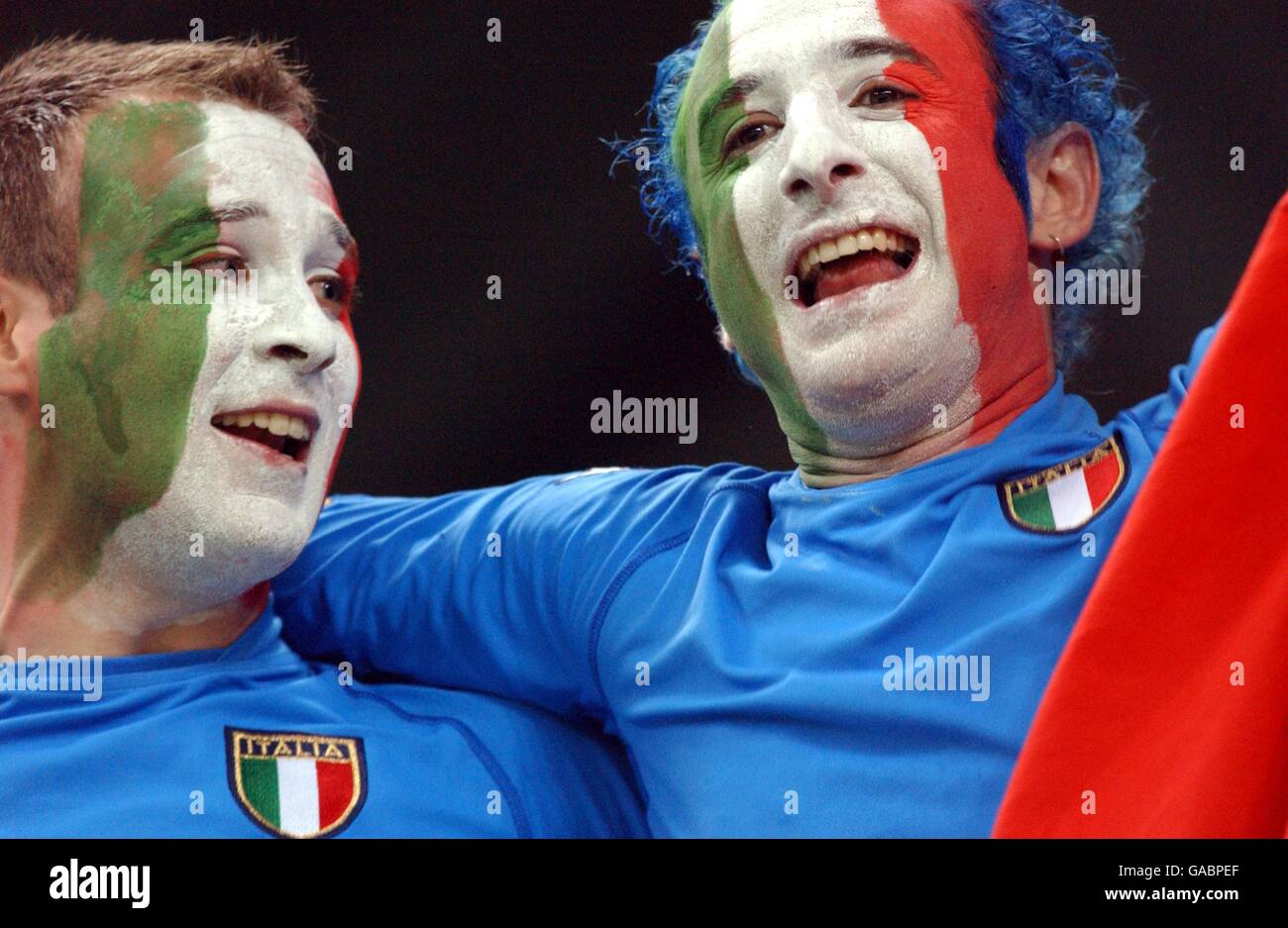 Soccer -FIFA World Cup 2002 - Group G - Italy v Ecuador Stock Photo - Alamy
