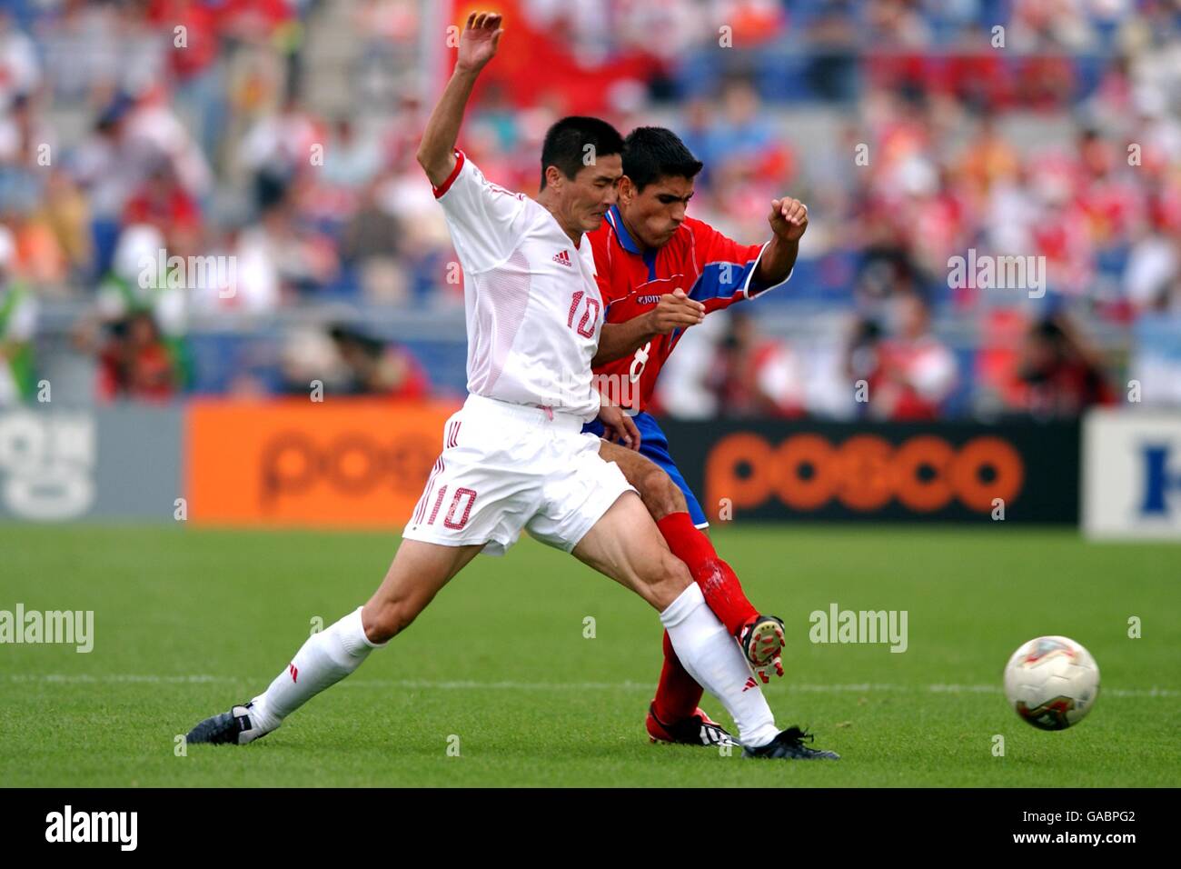 Chinas haidong hao battles with costa ricas mauricio solis hi-res stock ...
