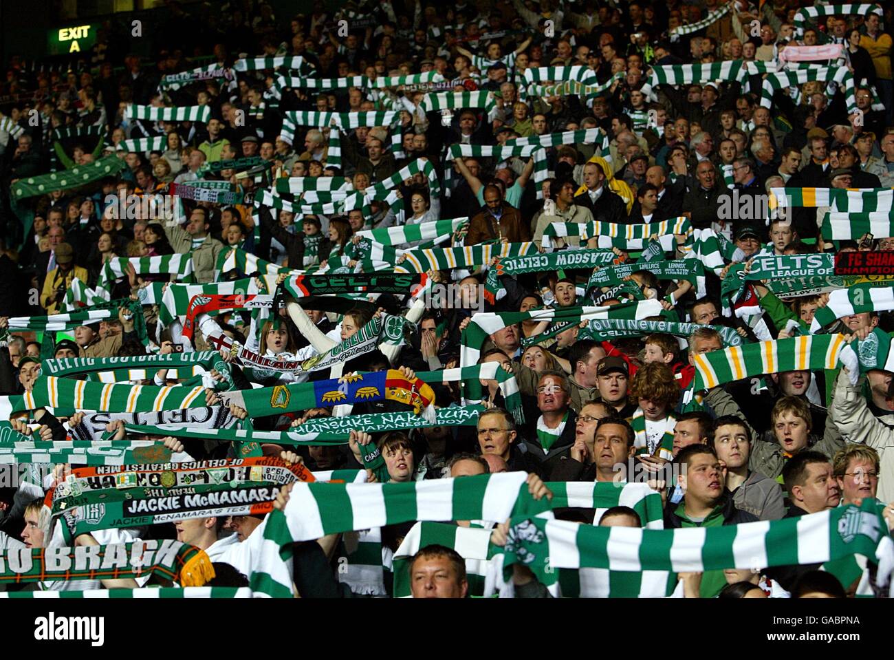 Celtic Fans Uefa Champions League Match Celtic Park High Resolution ...