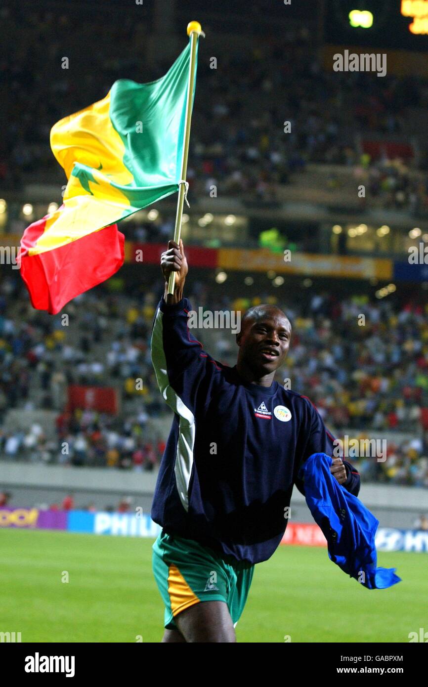 Soccer - FIFA World Cup 2002 - Group A - France v Senegal. Senegal's ...