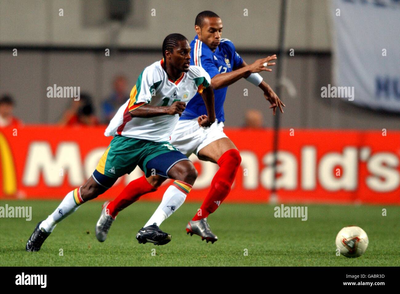 Soccer - FIFA World Cup 2002 - Group A - France v Senegal Stock Photo ...