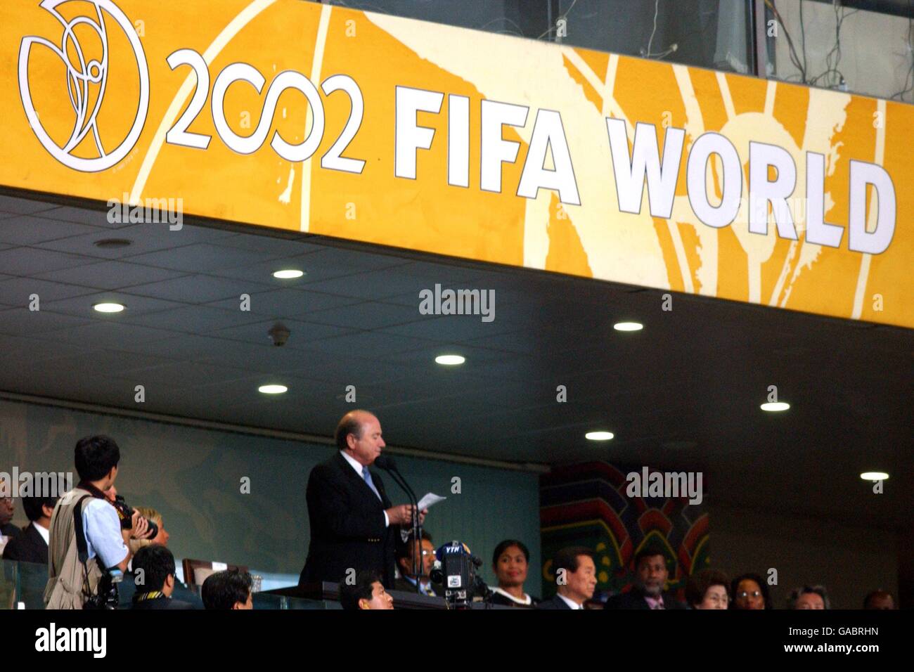 Soccer - FIFA World Cup 2002 - Group A - France v Senegal Stock Photo ...