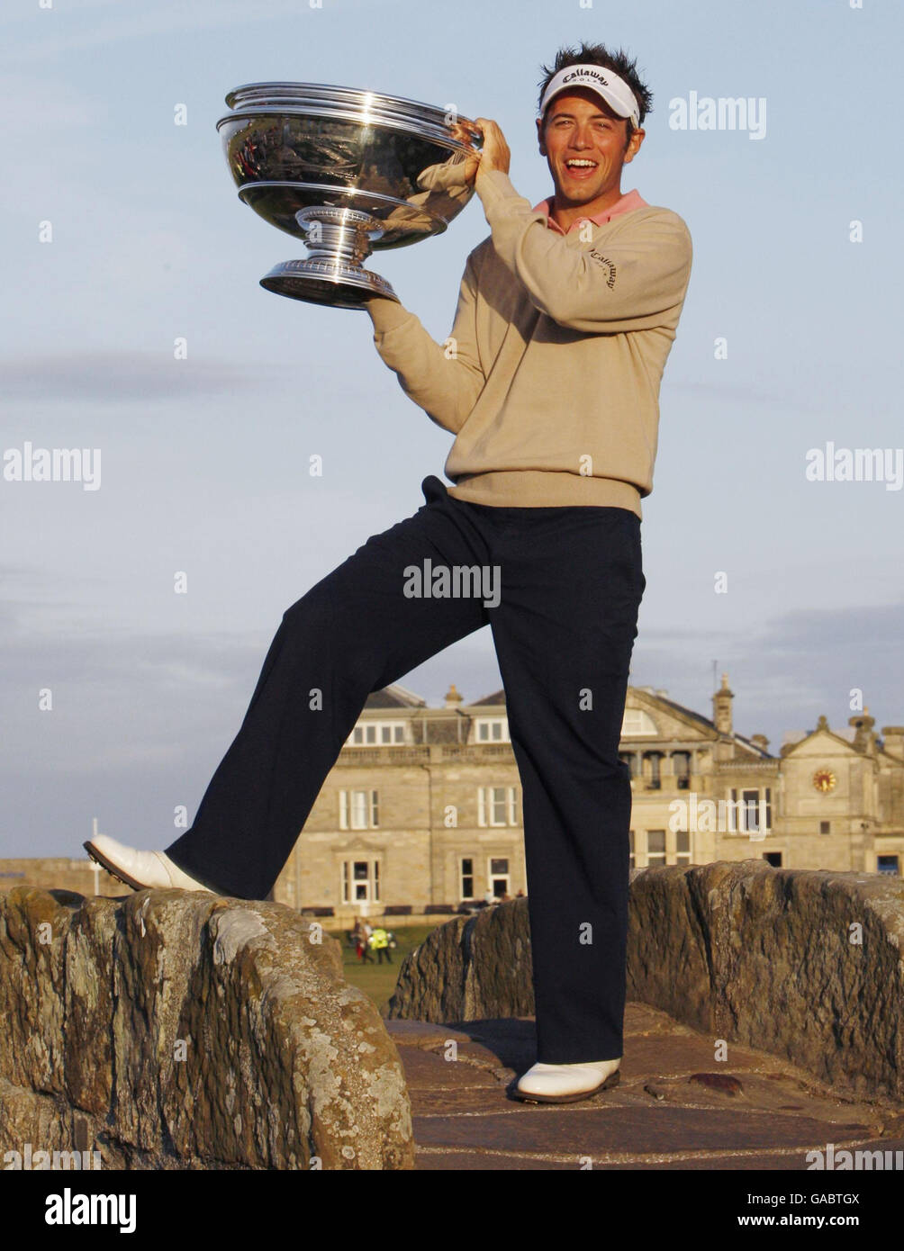 Full length smiling trophy mangrs hi-res stock photography and images ...