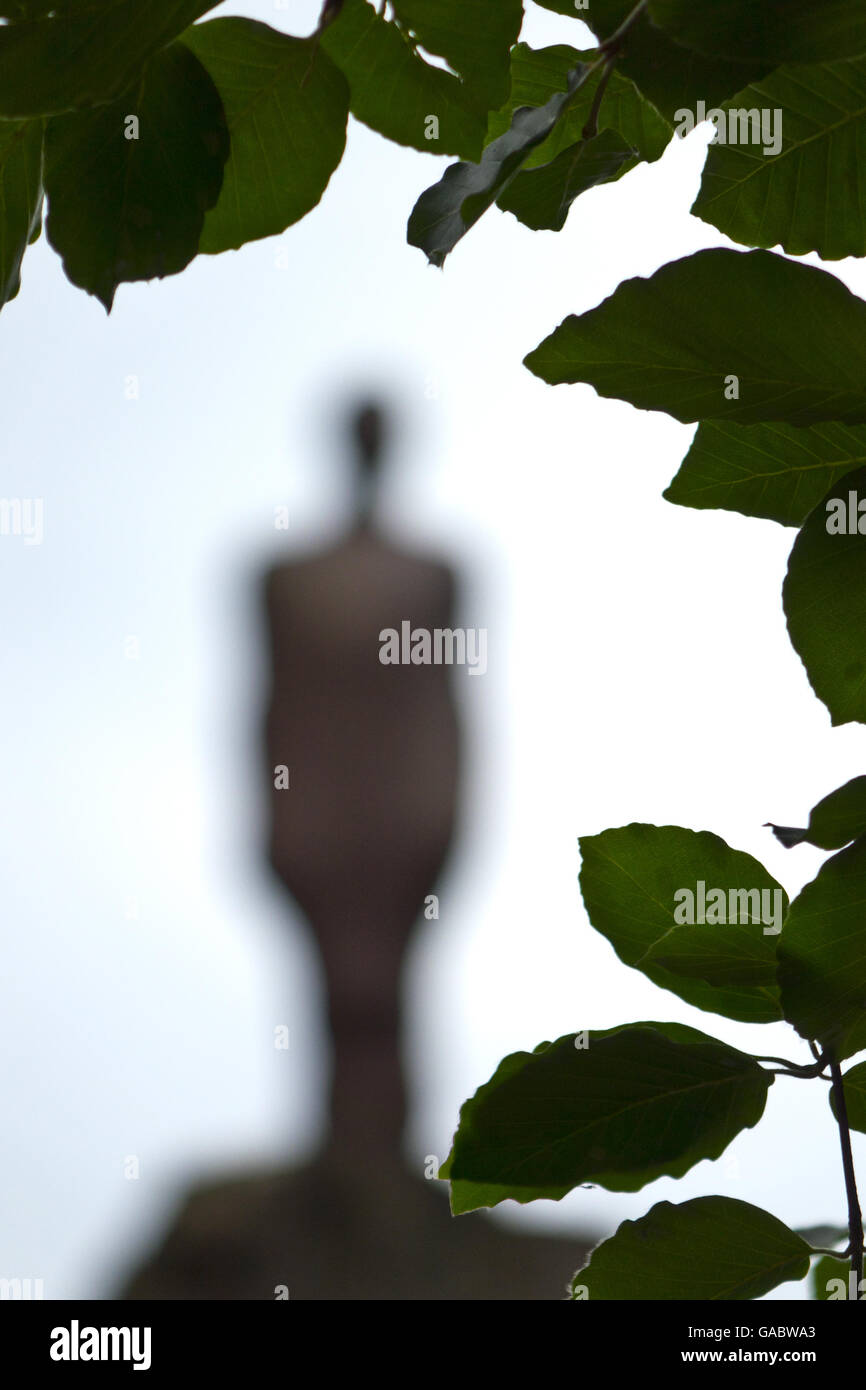one and other Antony Gormley Stock Photo - Alamy