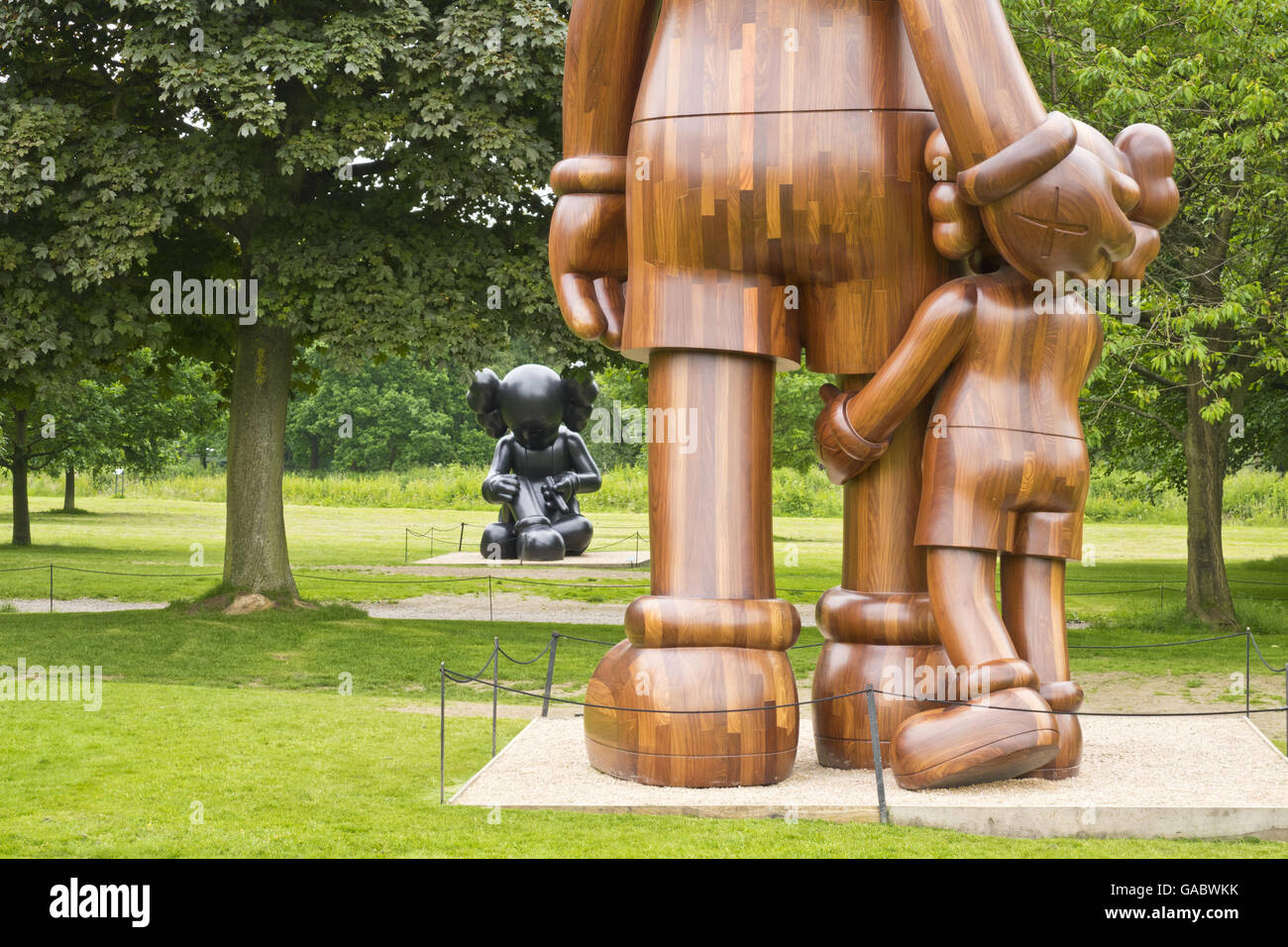 Kaws sculpture hi-res stock photography and images - Alamy