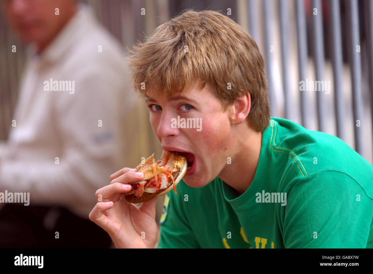 Southampton fan has bite to eat kick off hi-res stock photography and ...