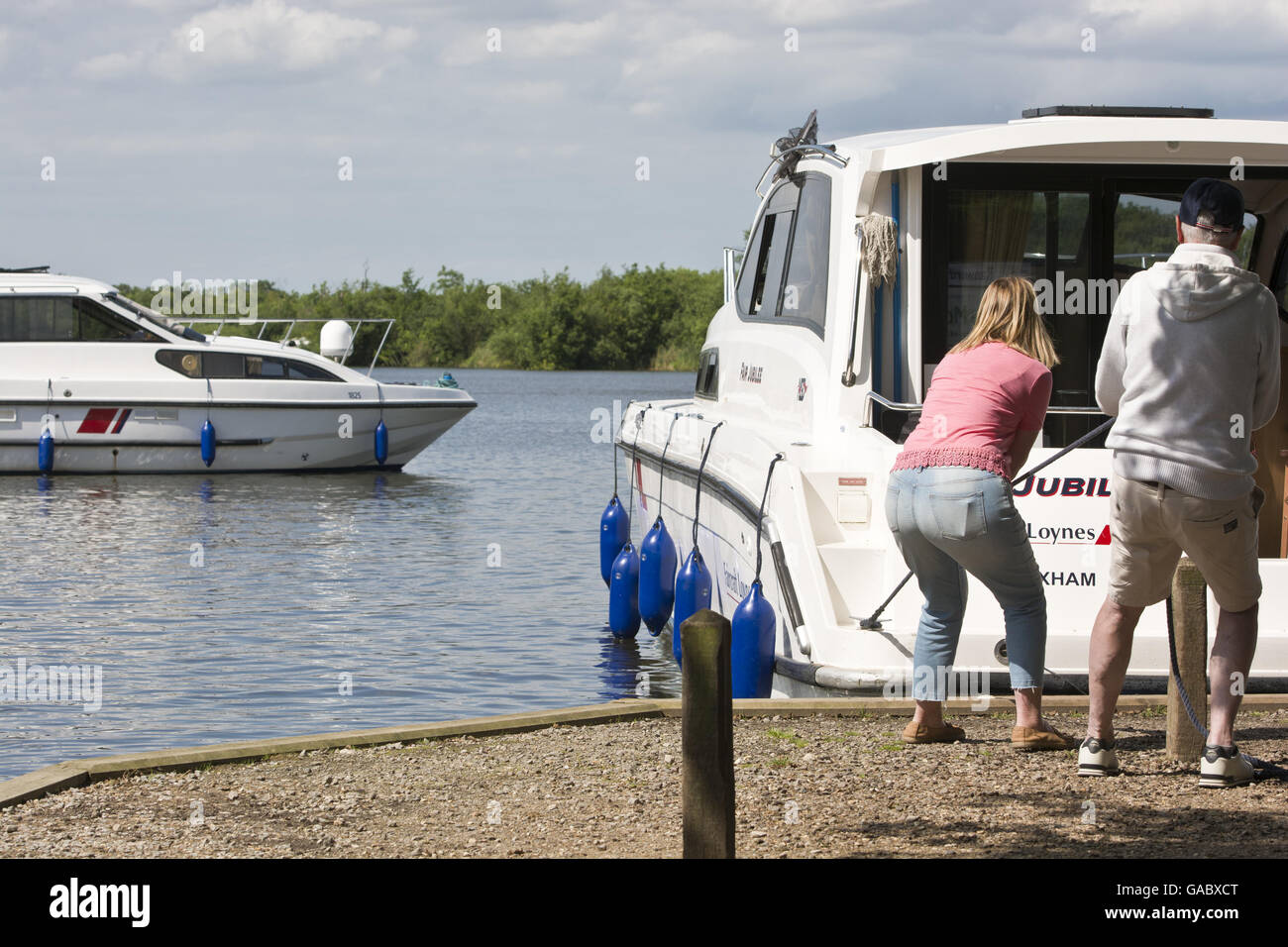Broads cruisers hi-res stock photography and images - Alamy