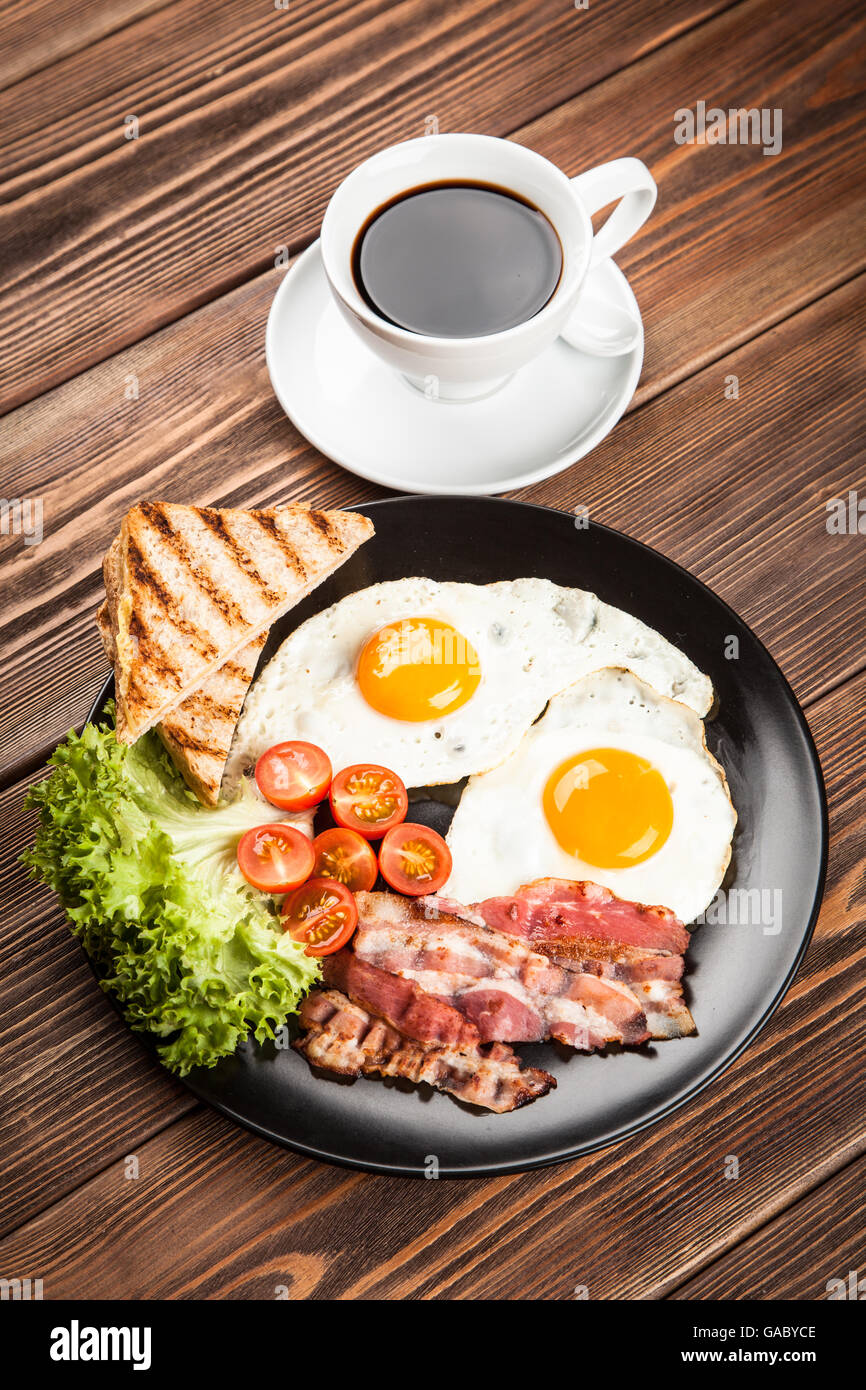 Traditional breakfast on a plate Stock Photo - Alamy