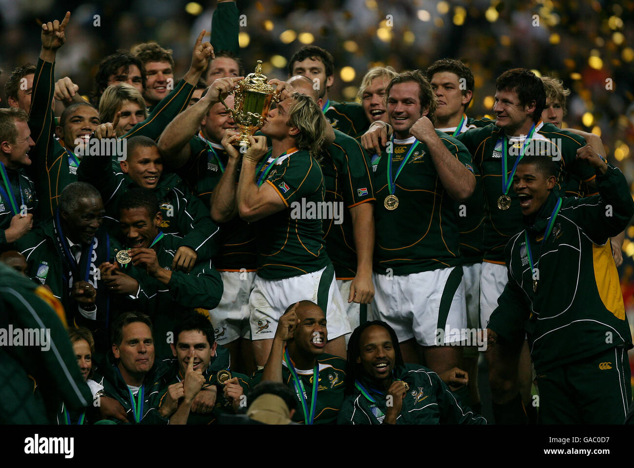 South africa rugby world cup trophy hi-res stock photography and images ...