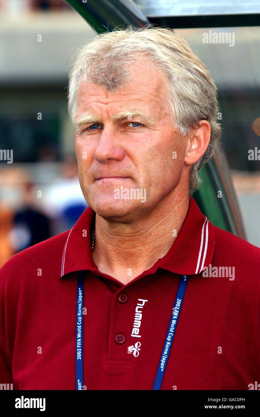 Soccer -FIFA World Cup 2002 - Group A - Denmark v Senegal Stock Photo ...