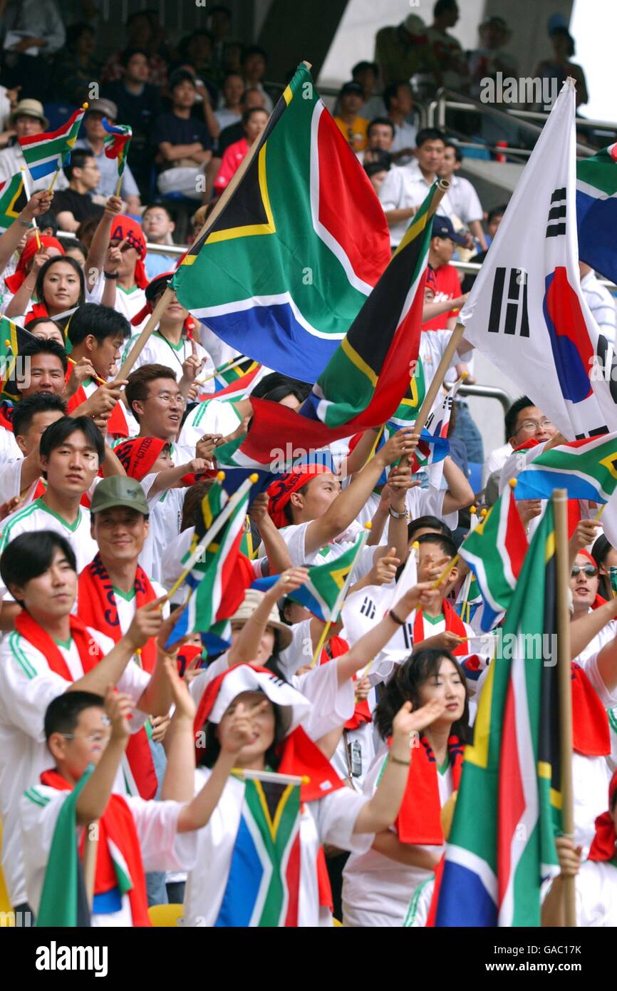 Soccer fifa world cup 2002 group paraguay south africa hi-res stock ...