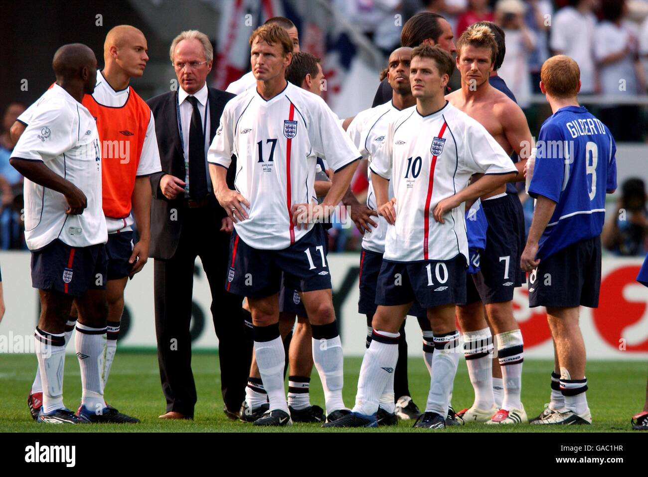 Football fifa world cup 2002 david beckham teddy sheringham hi-res ...