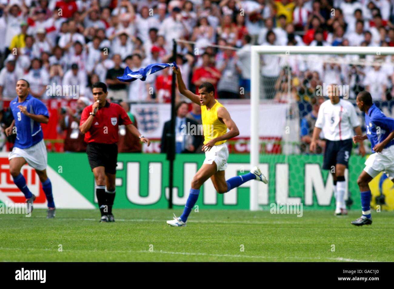 Soccer - FIFA World Cup 2002 - Quarter Final - England v Brazil Stock ...
