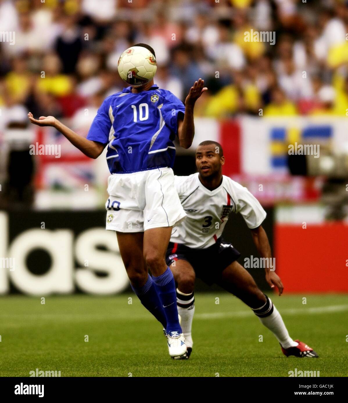 Sport football fifa world cup 2002 rivaldo hi-res stock photography and ...