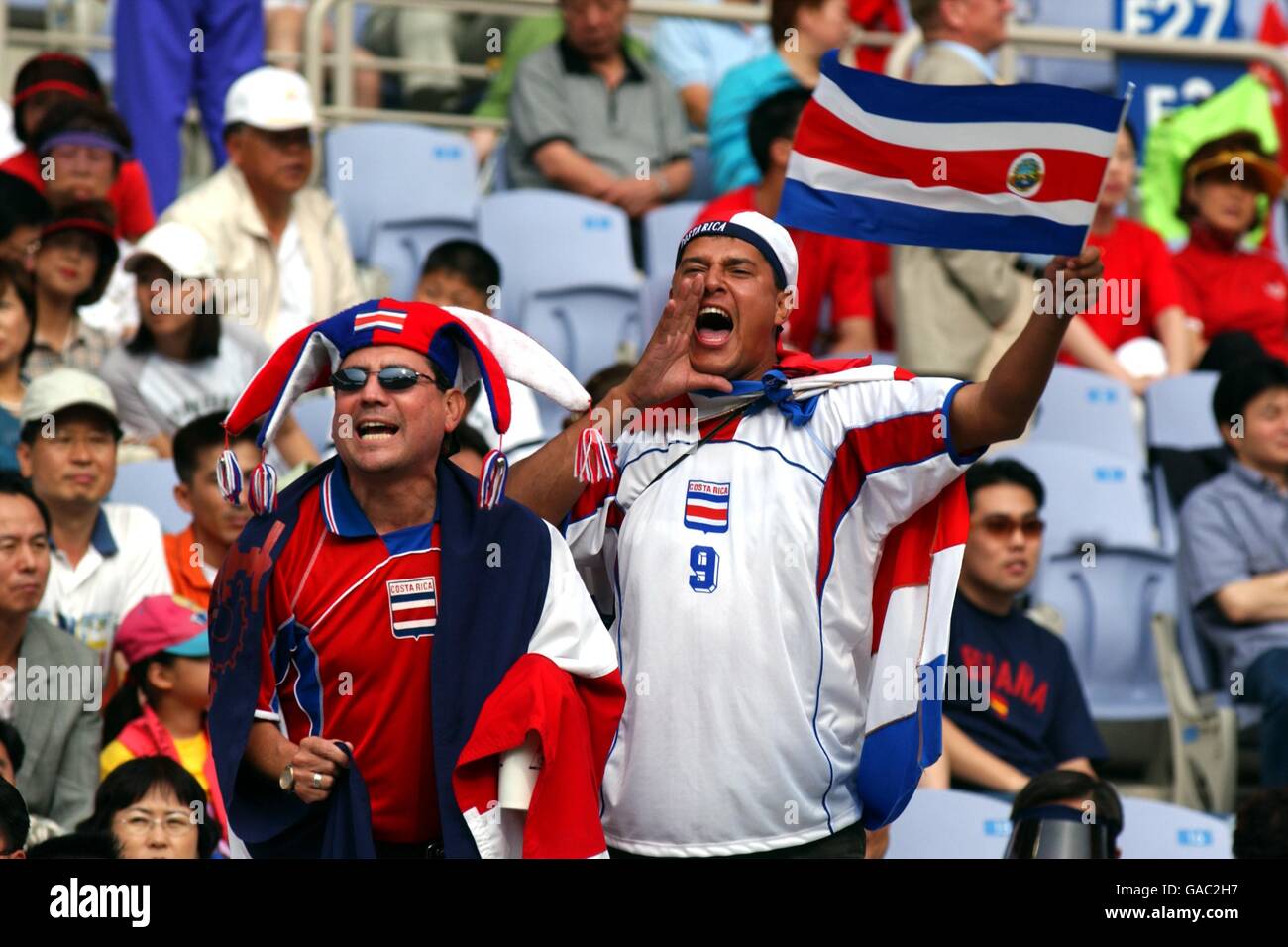 Football fifa world cup 2002 supporters fans hi-res stock photography ...