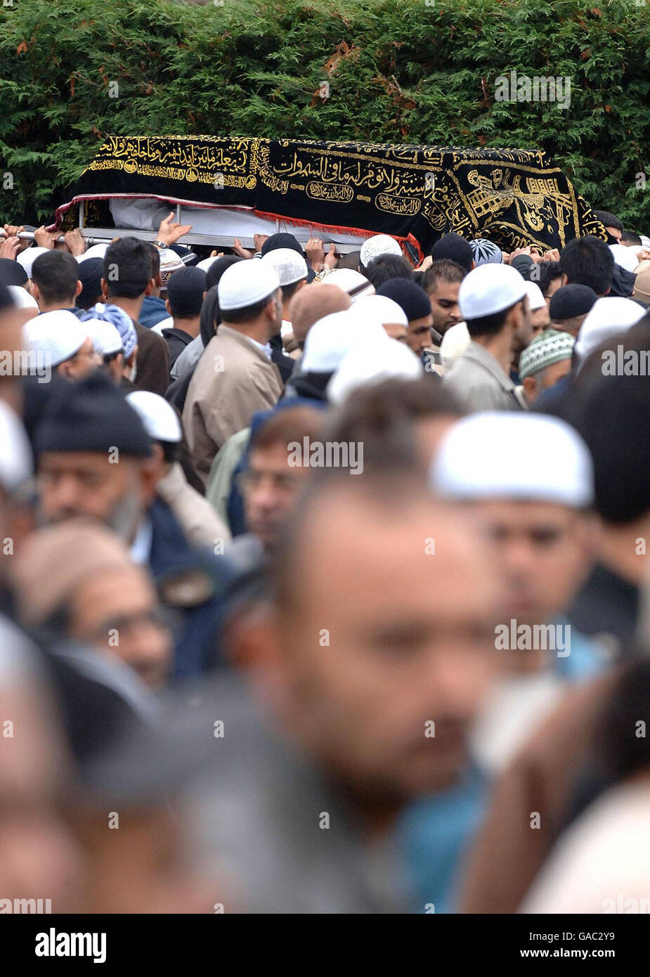 Rizwan Darbar funeral Stock Photo - Alamy