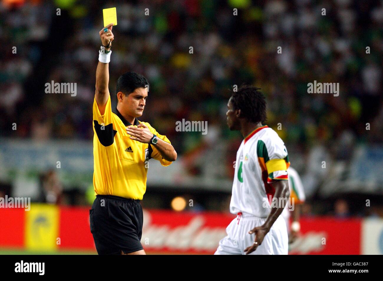 Soccer fifa world cup 2002 senegal v turkey quarter final hi-res stock ...