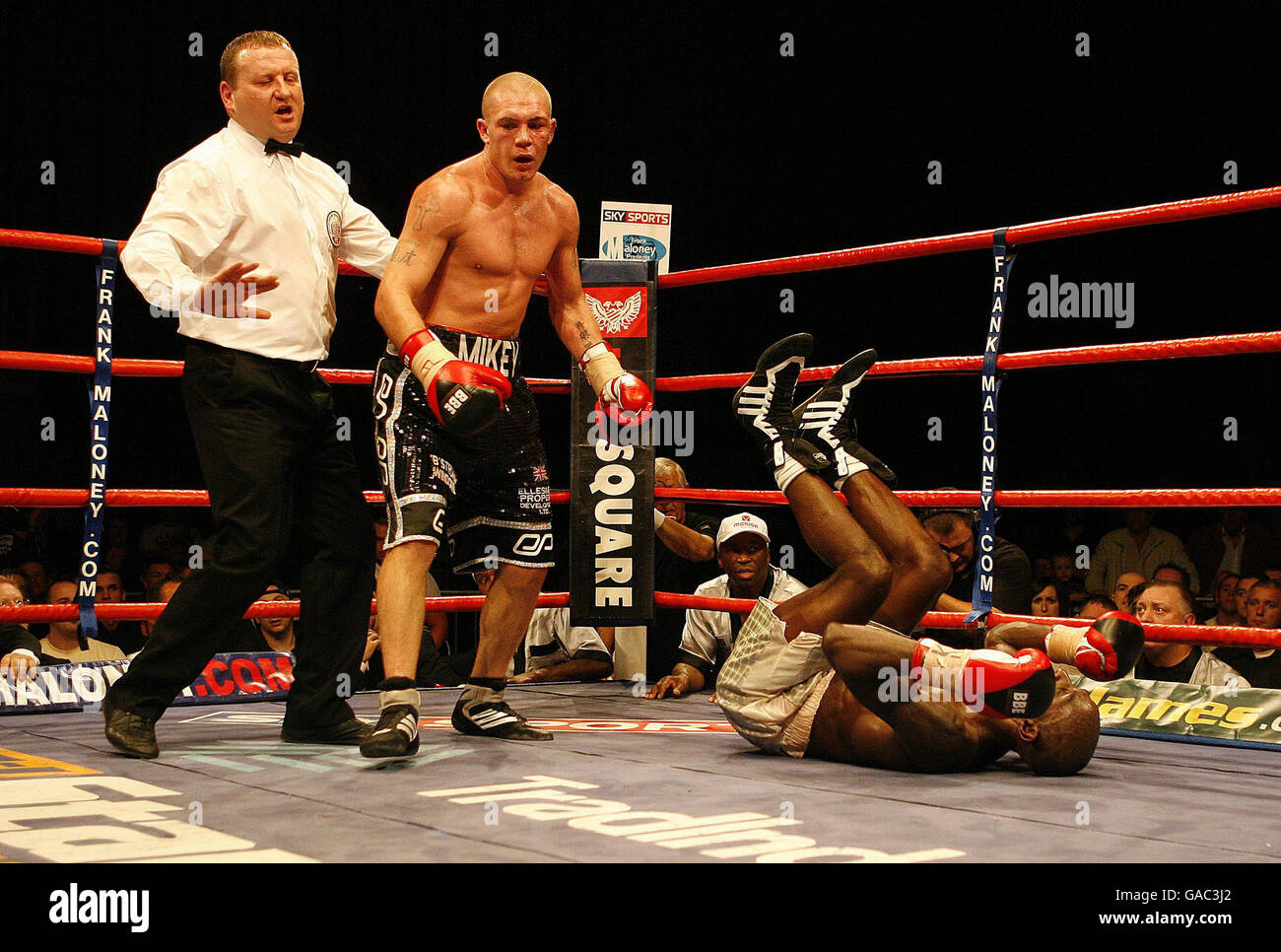 Boxing - British Light-Middleweight Title - Jamie Moore v Andrew Facey ...