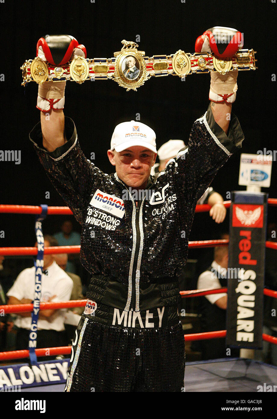 Jamie moore v andrew facey hi-res stock photography and images - Alamy