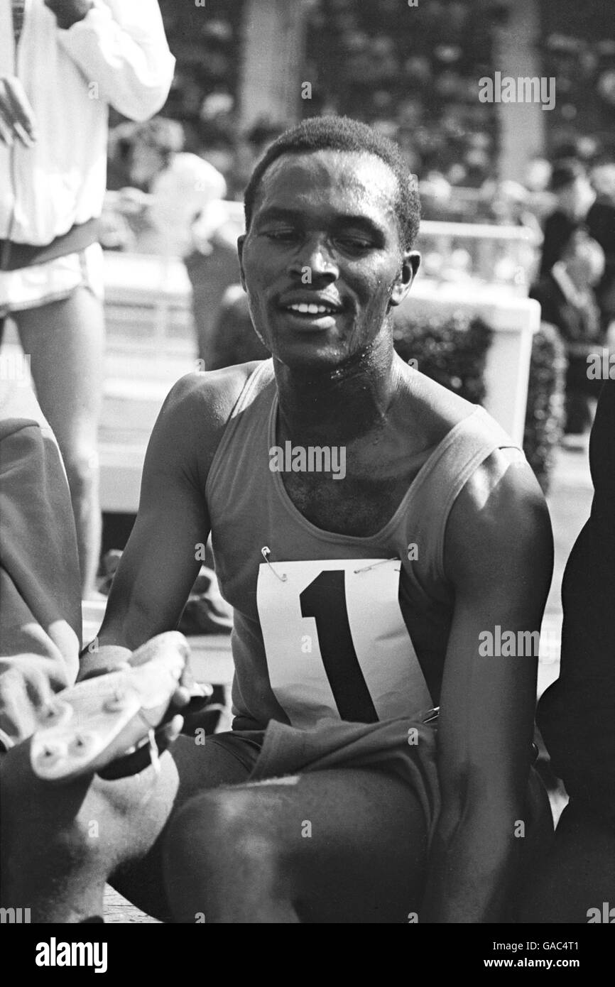 Athletics - British Games - Emsley Carr Mile - White City Stock Photo ...