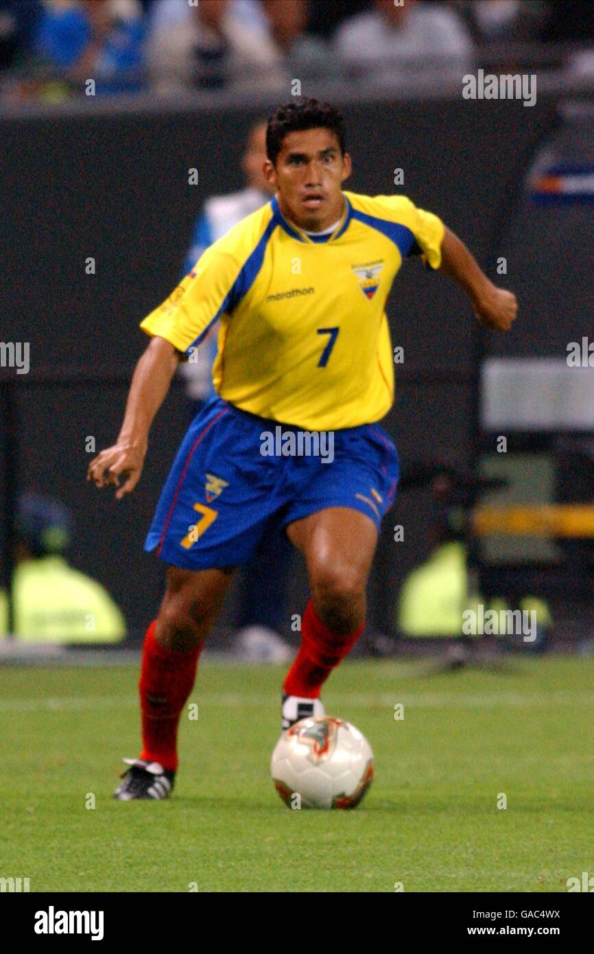 Soccer - FIFA World Cup 2002 - Group G - Italy v Ecuador Stock Photo ...