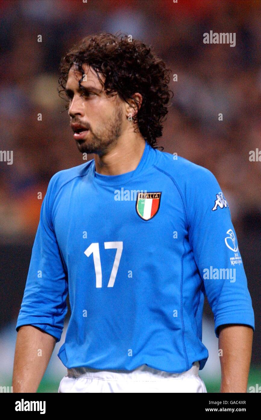 Soccer - FIFA World Cup 2002 - Group G - Italy v Ecuador Stock Photo ...