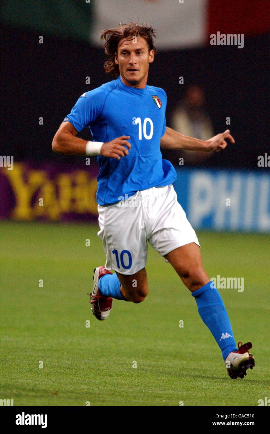 Francesco totti world cup 2002 hi-res stock photography and images - Alamy