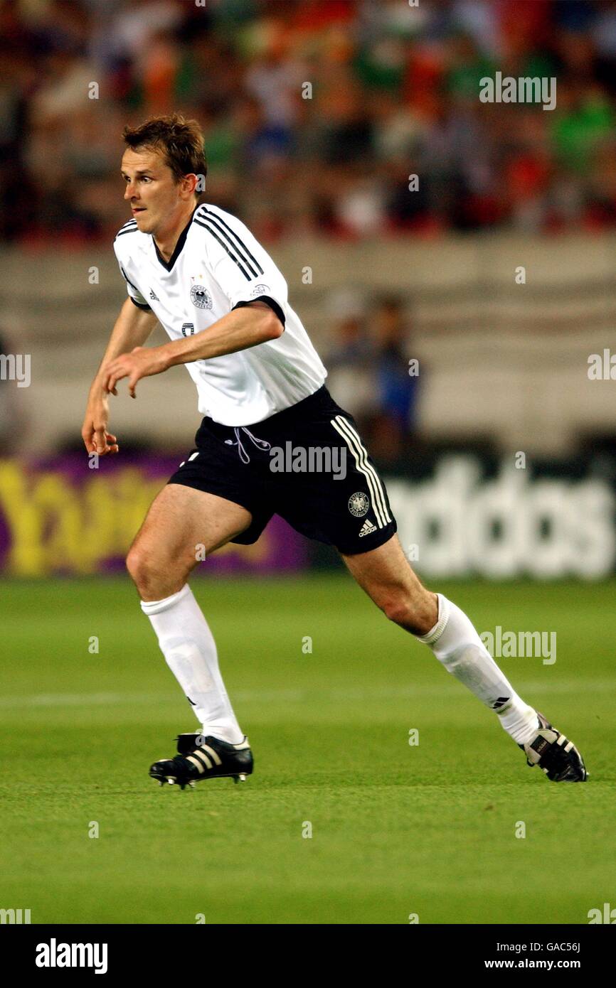 World cup 2002 ireland v germany hi-res stock photography and images ...