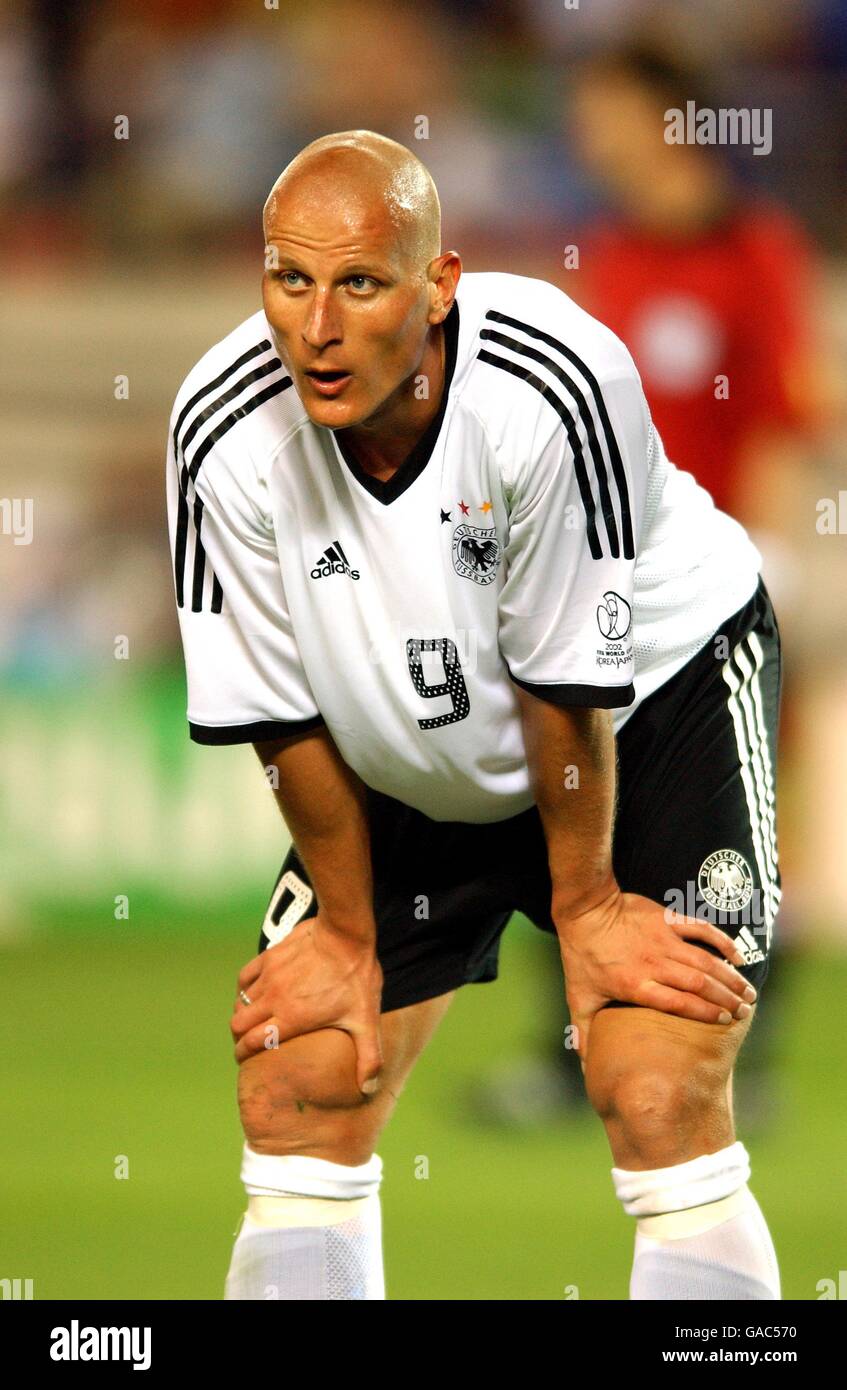 World cup 2002 ireland v germany hi-res stock photography and images ...