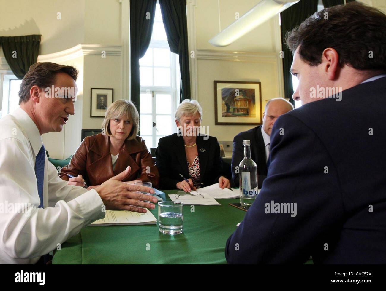 Cameron meets shadow cabinet hi-res stock photography and images - Alamy